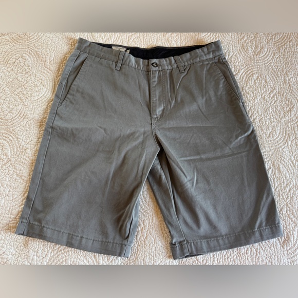 Volcom | Shorts | Volcom Gray Pants With Button Detail Size 34 | Poshmark